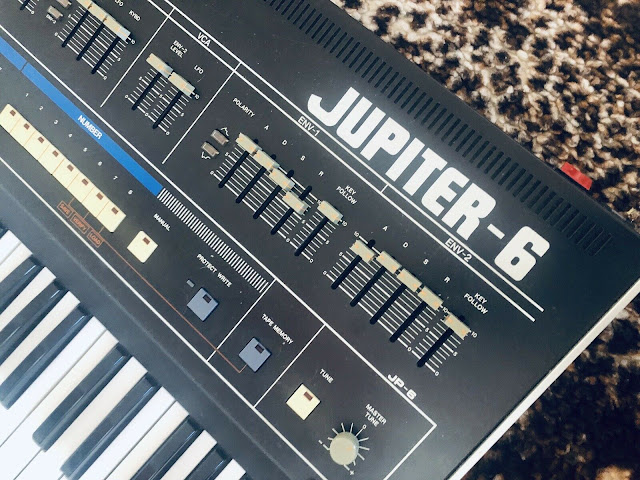 MATRIXSYNTH: ROLAND Jupiter-6 SN 332882