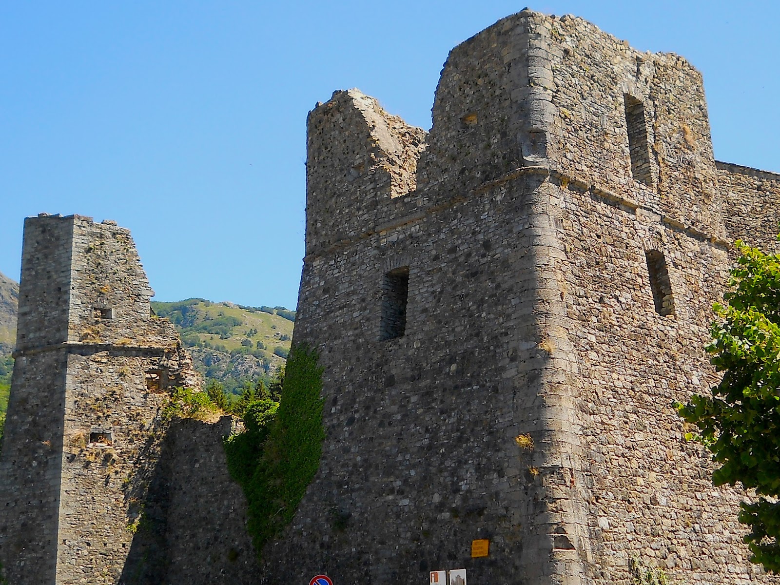 Four seasons in Liguria: S.Stefano d'Aveto (Genova-Chiavari)