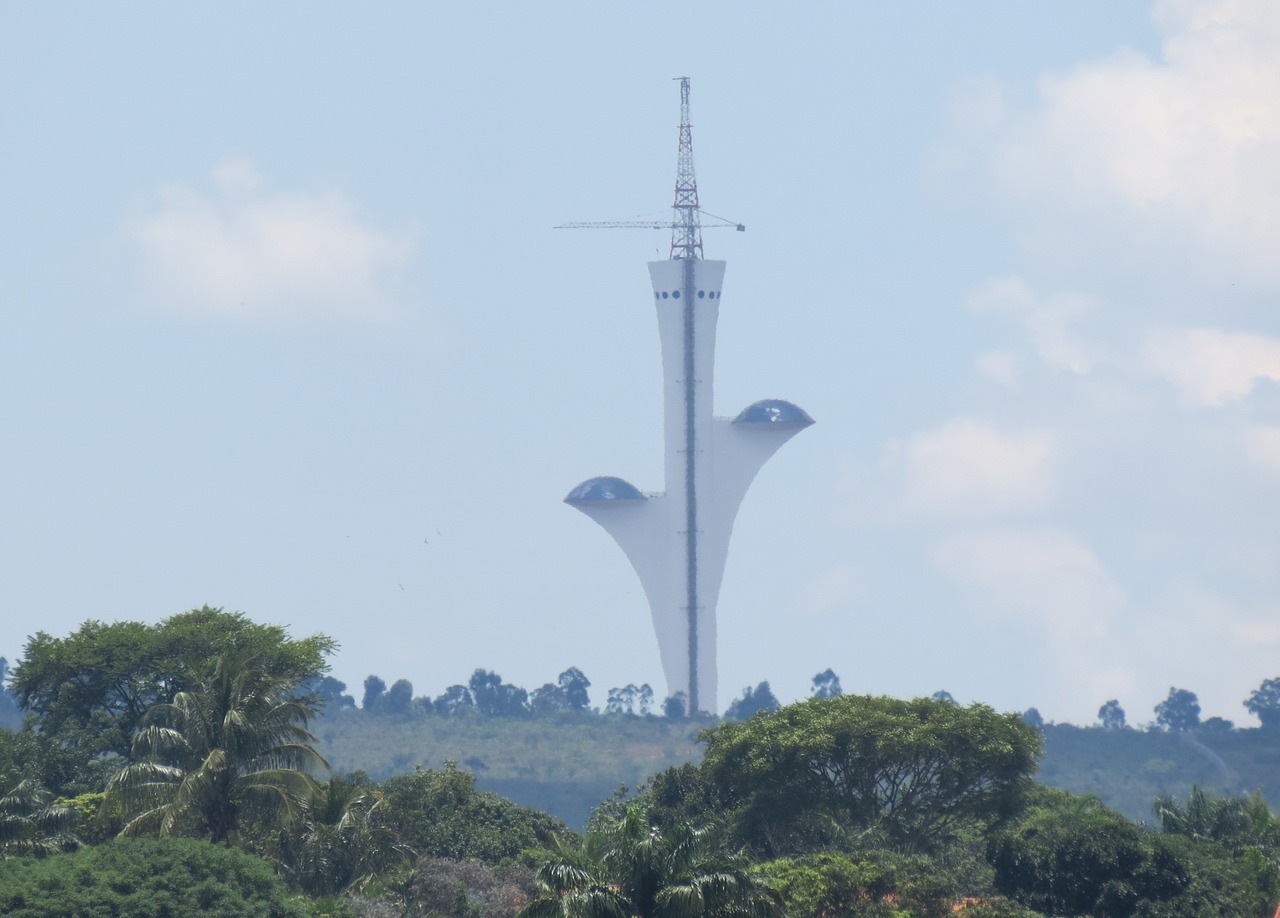 A Torre de TV Digital de Brasília será inaugurada no dia 15 de dezembro ...