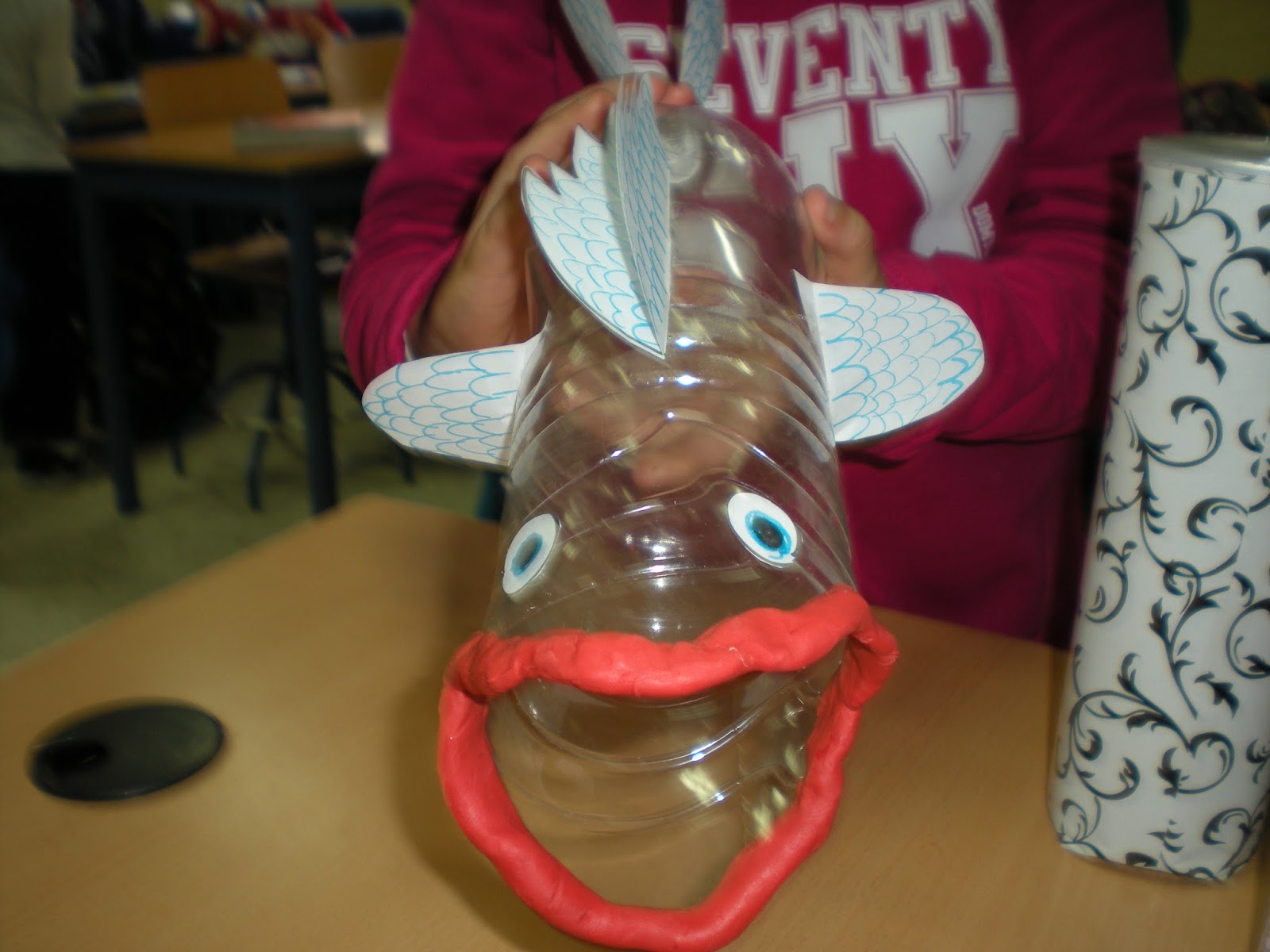 Esther y su curso.: OBJETOS HECHOS DE MATERIALES RECICLADOS