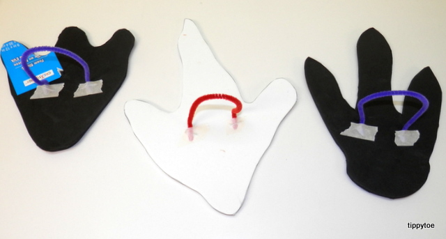 Tippytoe Crafts: Dinosaur Stomp