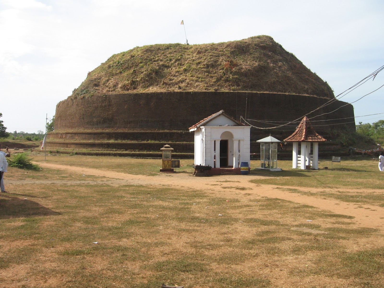 Photo Lanka: Ampara district buddhist place