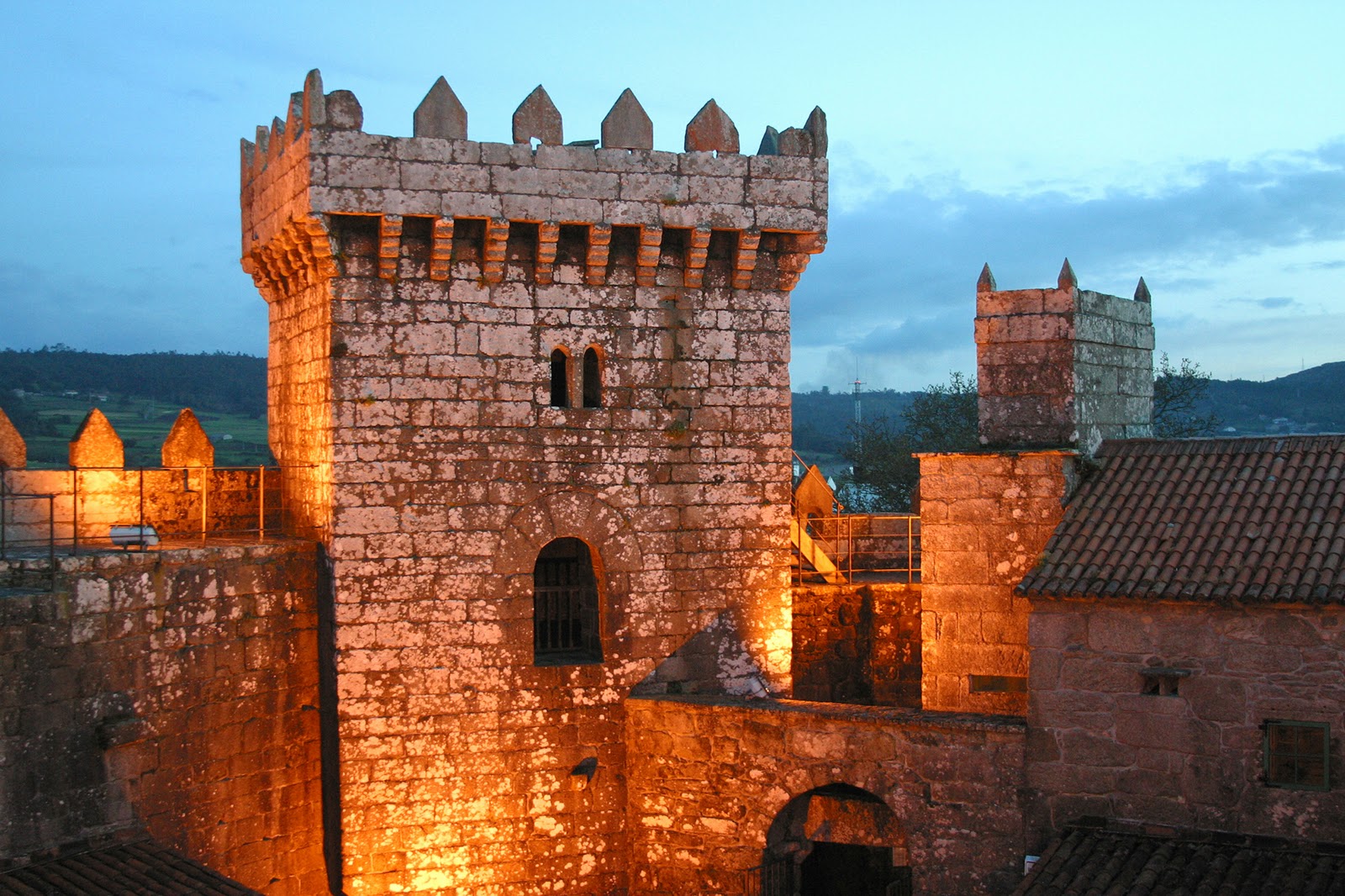 DESDELAVEGARD/Ub Solis: CASTILLO DE VIMIANZO