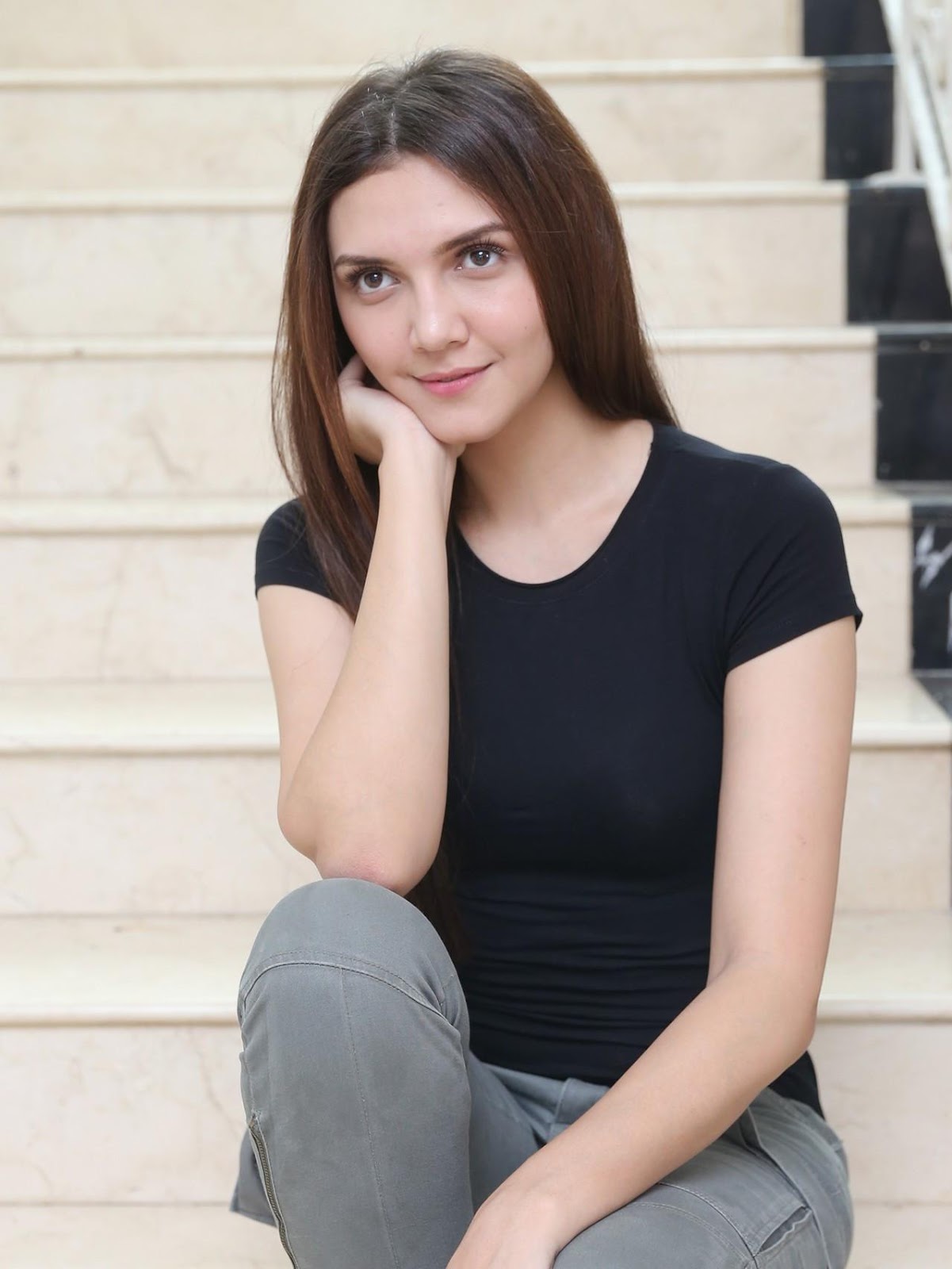 √ Biodata dan Profil Alexa Key - Halo Sehat