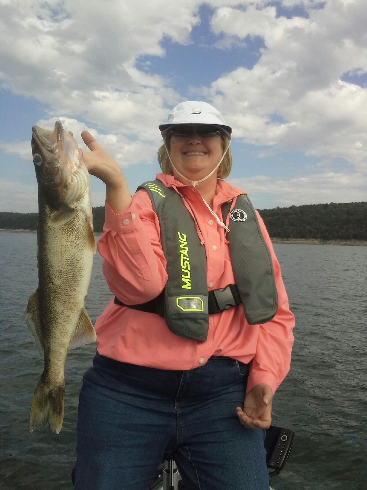 Hummingbird Hideaway Resort on Norfork Lake: Norfork Lake Fishing ...