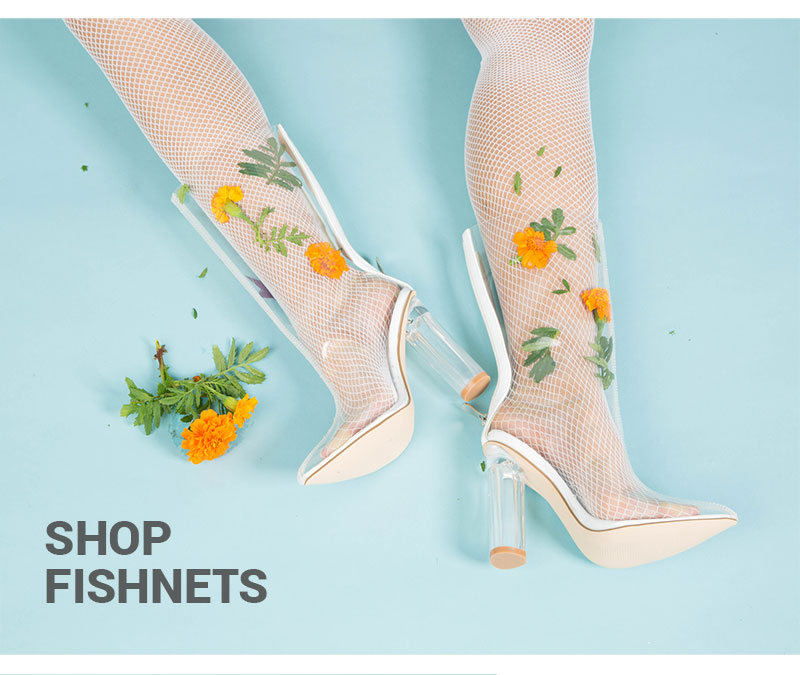 We Love Colors Friends Blog