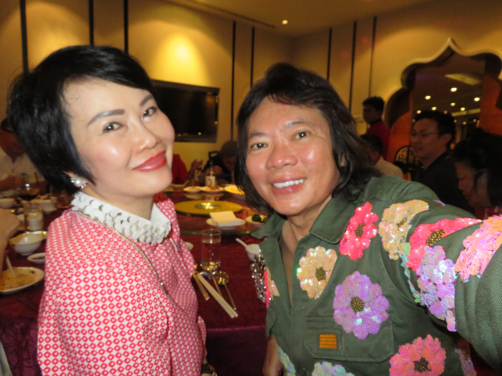 Kee Hua Chee Live!: SHARON LIAN AND CYNTHIA LOW HOSTED JOINT BIRTHDAY ...