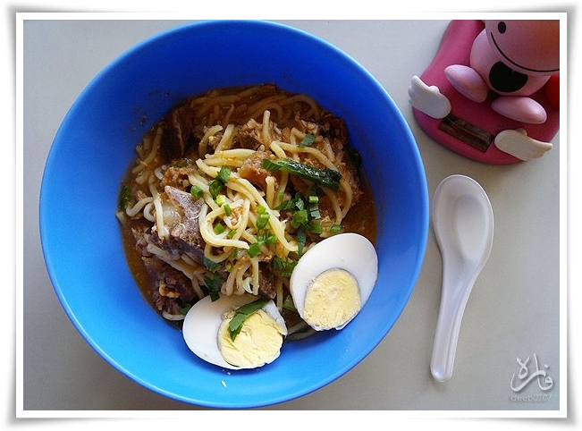 Resepi: Mee Rebus Tulang Melaka style - DeebPunyeCite