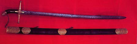 9 pedang Nabi Muhammad SAW beserta nama-namanya - Artikel Bebas