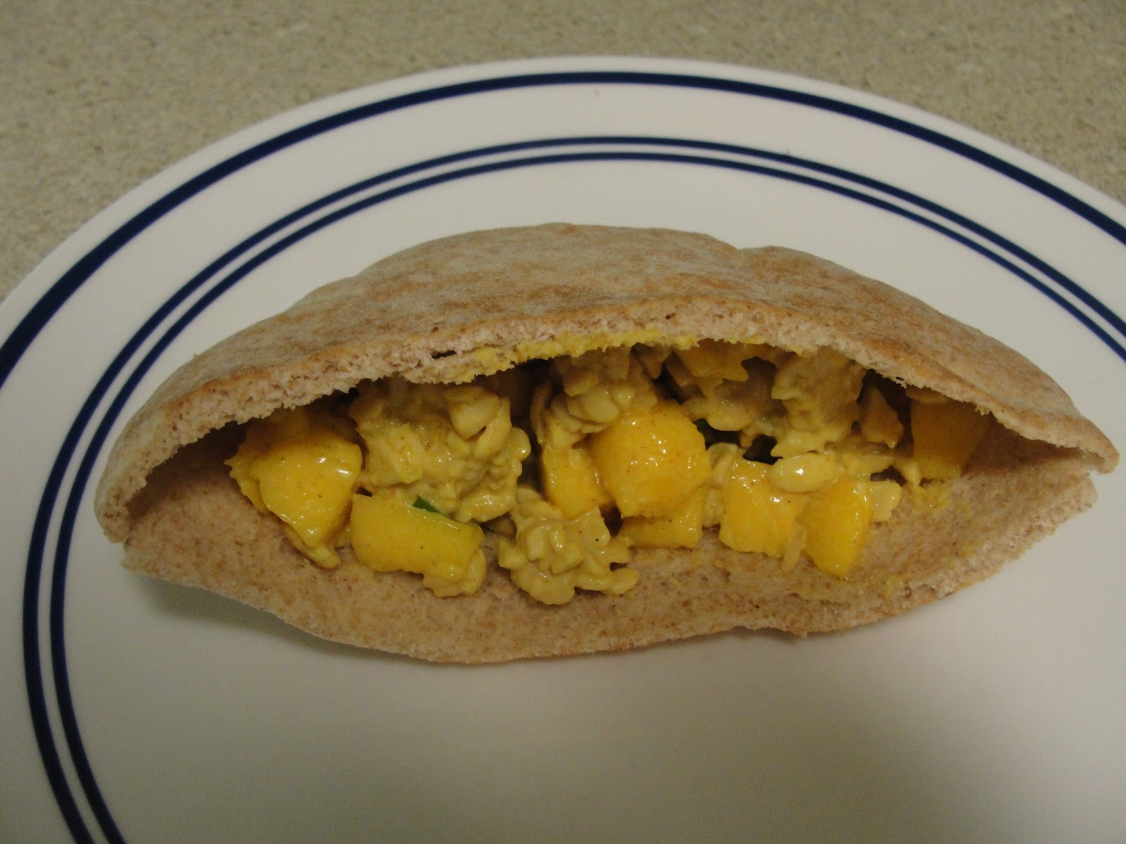 The Vegan Hub: Curried tempeh-mango pita sandwich