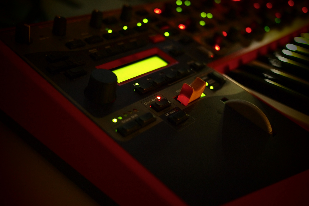 MATRIXSYNTH: Nord Lead 3