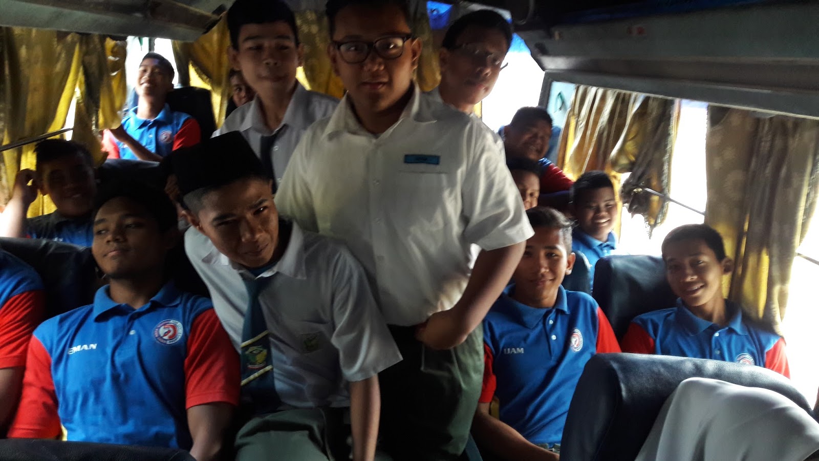 Seni Reka Tanda SMKSI: Lawatan Ke Fakulti Seni Reka UiTM Seri Iskandar