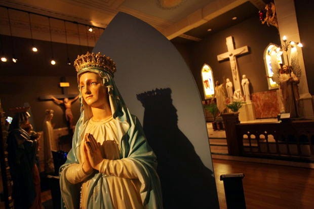 The Museum of Divine Statues