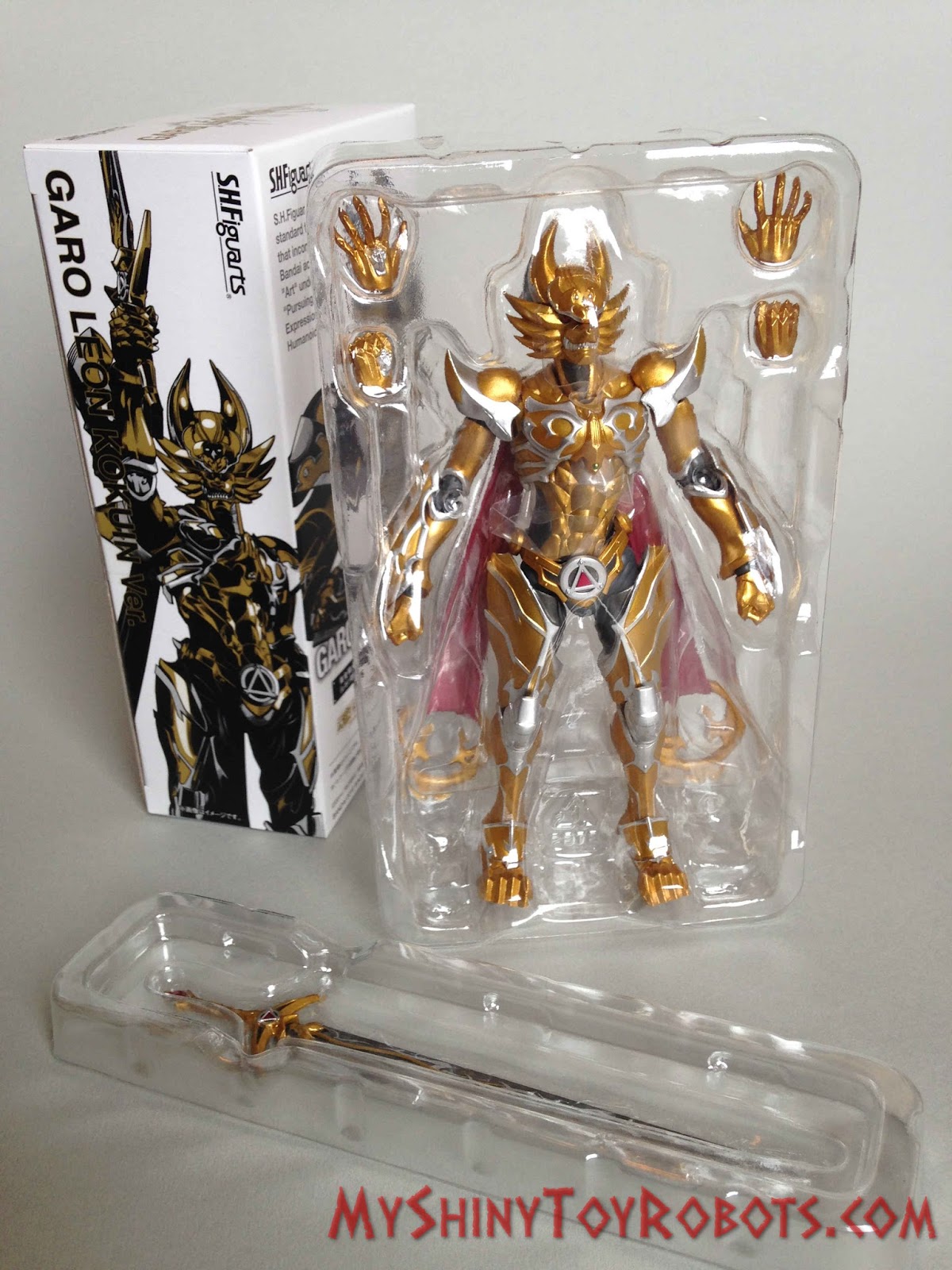 My Shiny Toy Robots: Toybox REVIEW: S.H. Figuarts Garo Leon Kokuin Ver.