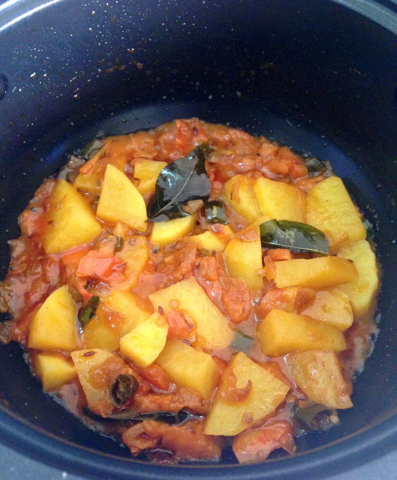 My Passion For Cooking: Potato Pilaf {Aloo Waley Chawal)