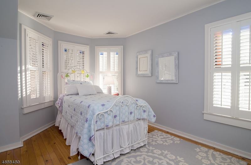 Benjamin Moore Beacon Gray