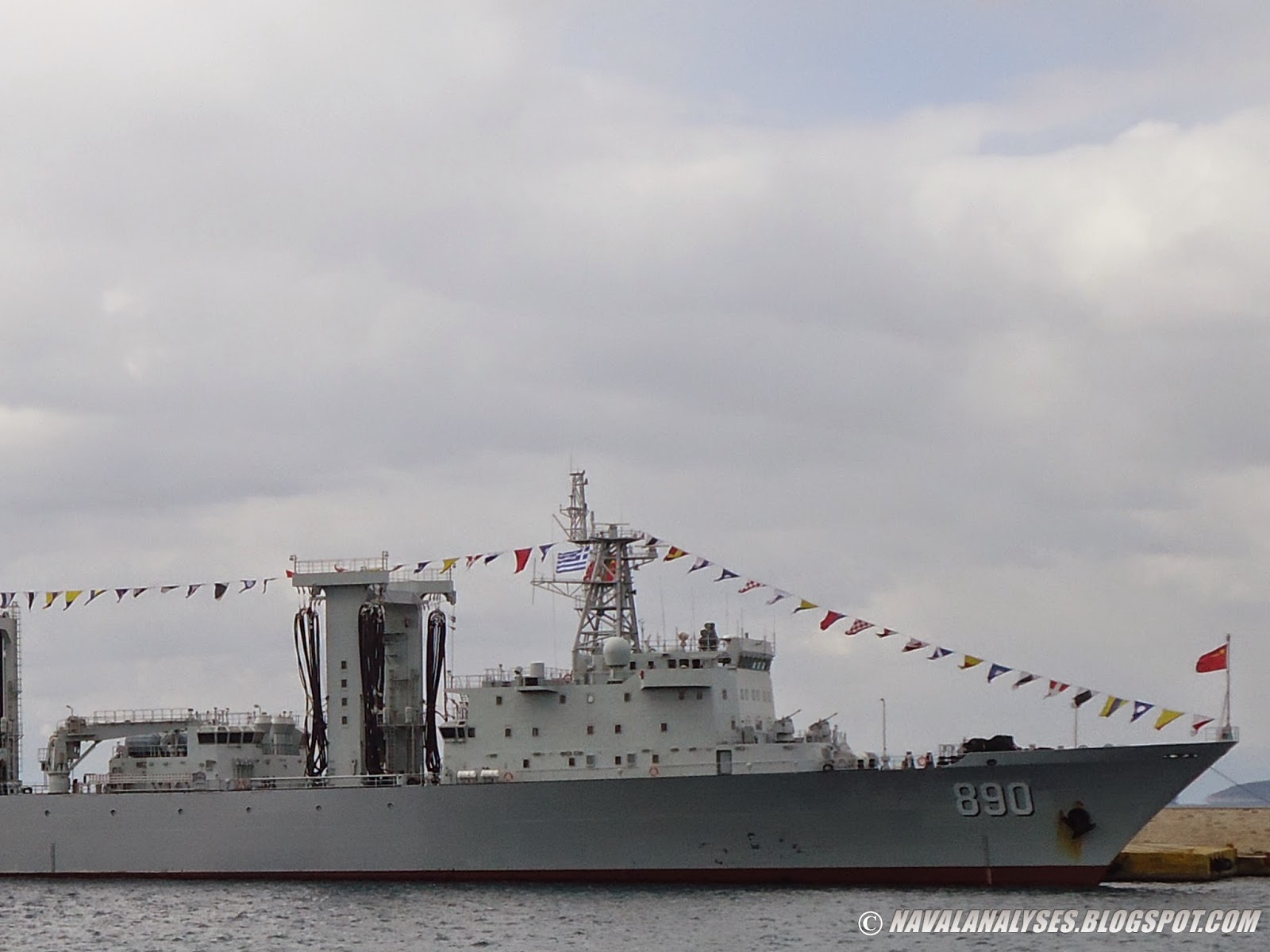 Naval Analyses: PHOTO GALLERY #4: Chaohu, replenishment ship of the ...