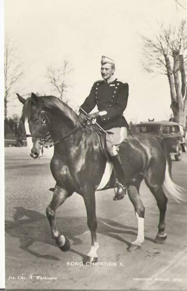 Valby og København, før og nu: Kong Christian X til Hest i København ...