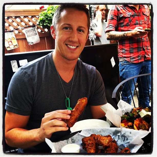 The Best Ohio Bars To Catch Up With Friends!