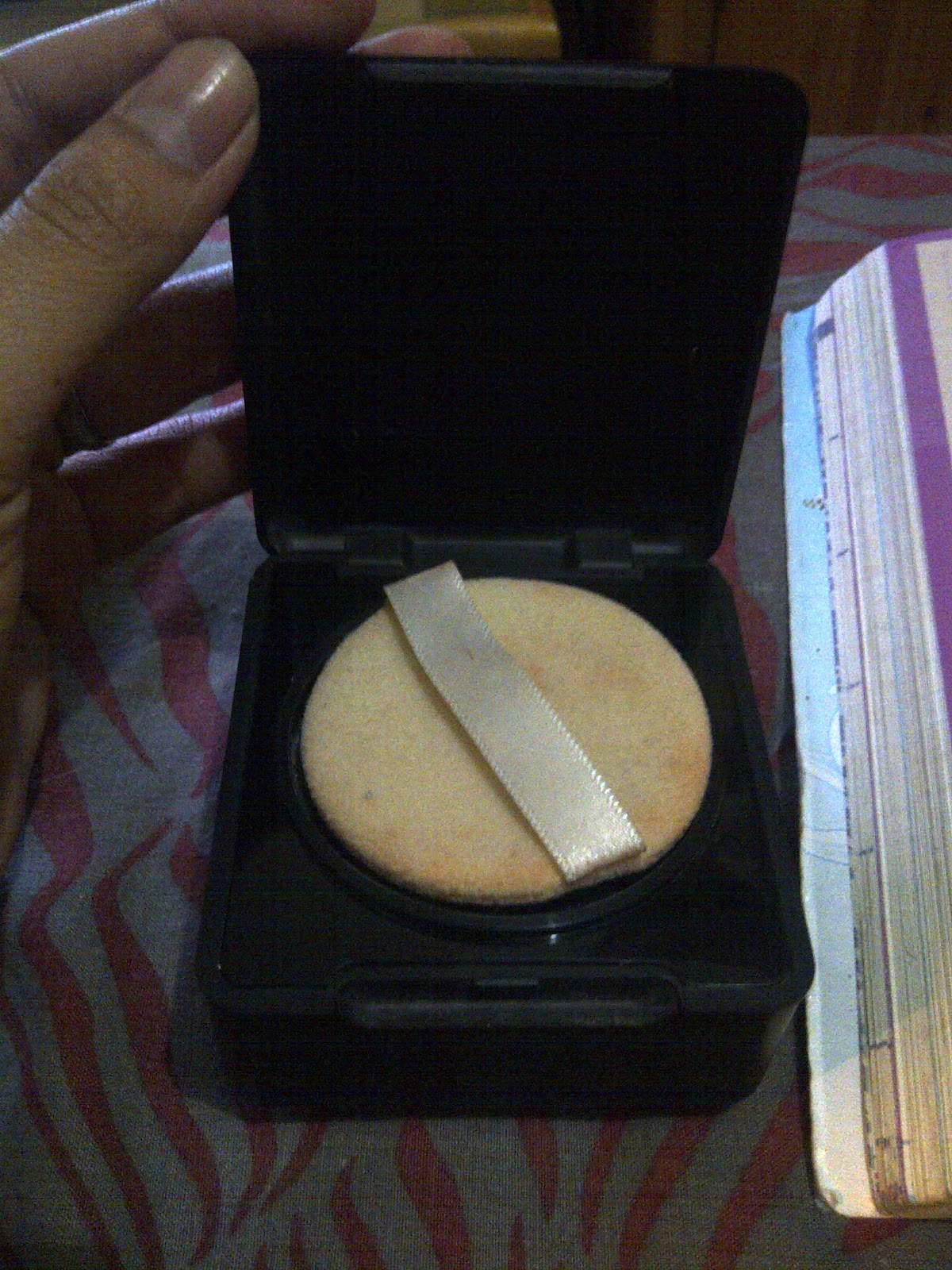 Swankalishious: Review : PAC Loose Powder