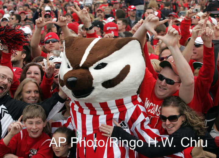 Ringo Chiu Photography: Wisconsin Badgers Party at the Pier