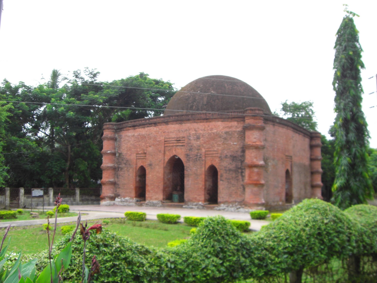 Bangladesh Unlocked: THE MOSQUES OF BAGERHAT