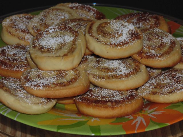 Walnut biscuits - recipe with step-by-step photos | Life in Luxembourg