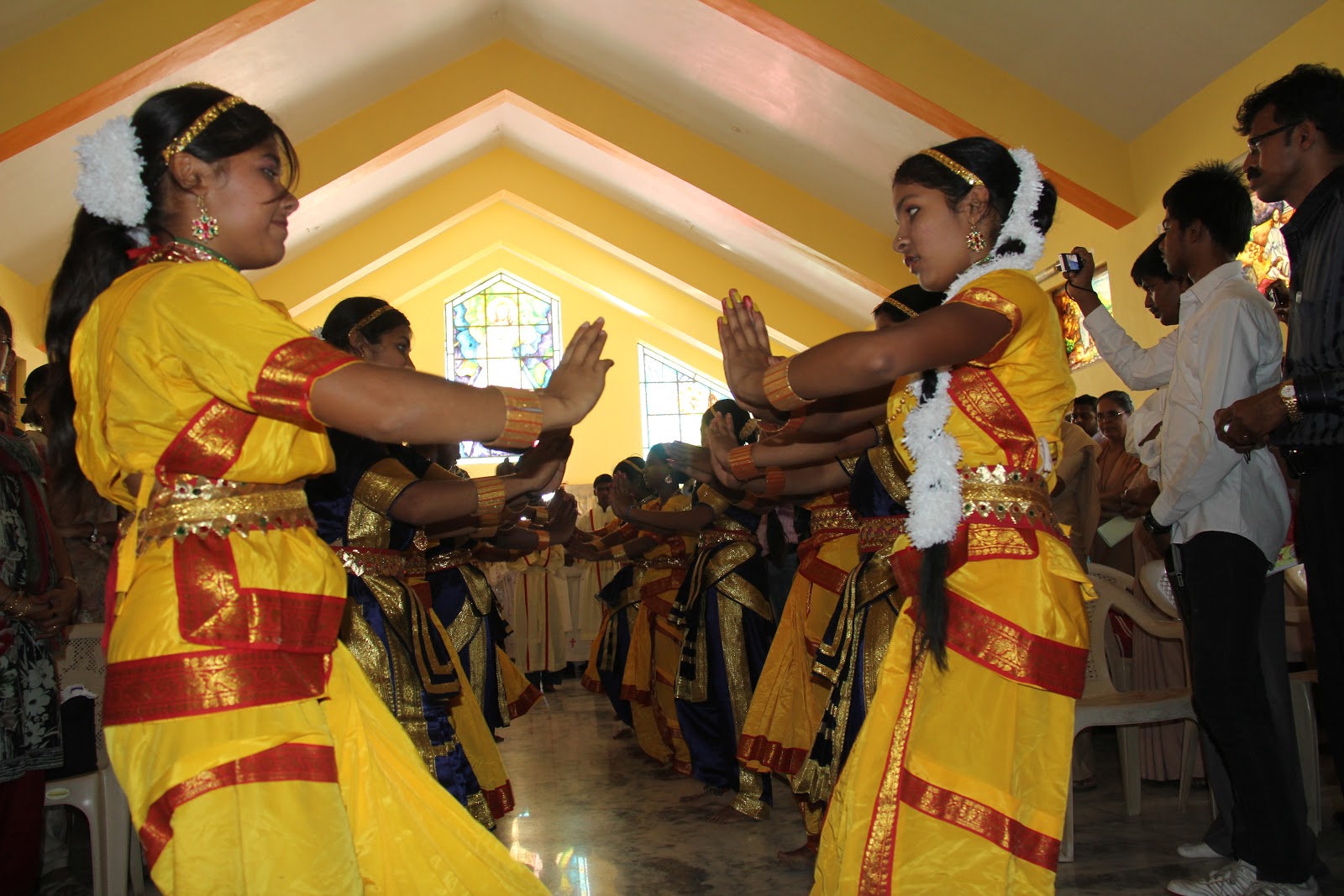 DEDICATION OF THE UMBERGAON SHRINE TO DIVINE MERCY ~ BBN SAMACHAR