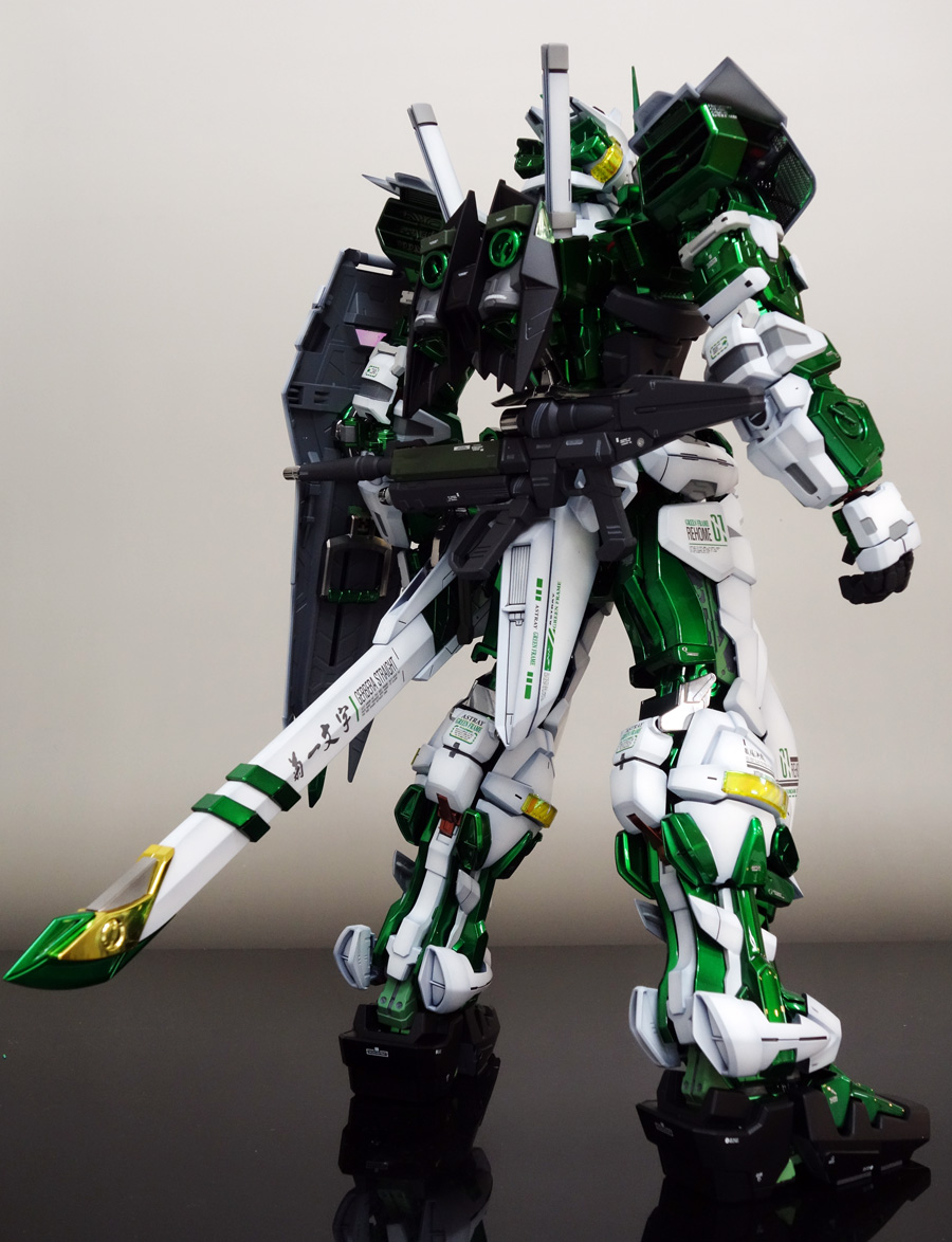 GUNDAM GUY: PG 1/60 Gundam Astray Green Frame - Painted Build