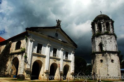 Backpacking Philippines: Bohol: Santisima Trinidad (Loay Church)