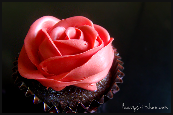 Laavy's Kitchen - A food blog by Laavy: Cupcakes with rose flavored ...