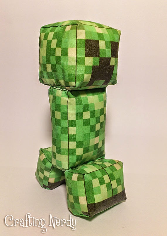 CraftingNerdy: 5" Tall Plush Minecraft inspired Creeper