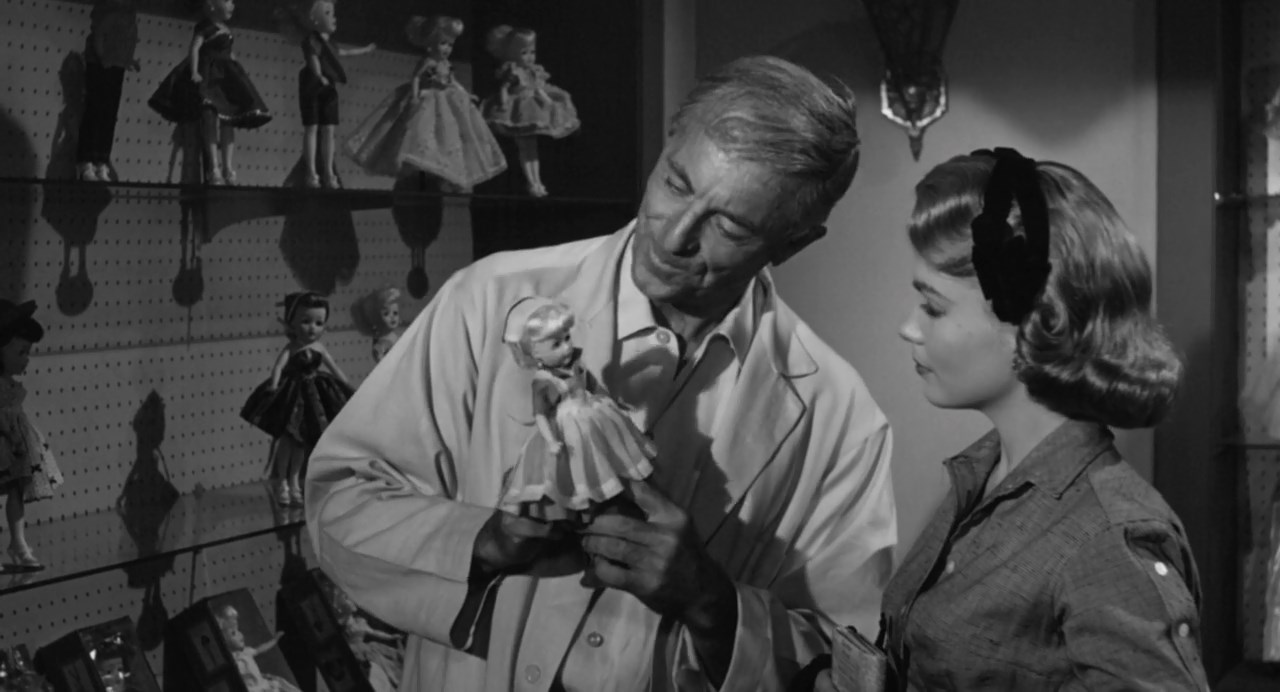 BliZZarraDas: Attack of the Puppet People (1958)