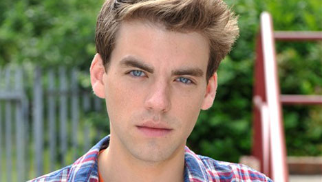 DramaQueerz: The Hollyoaks gays