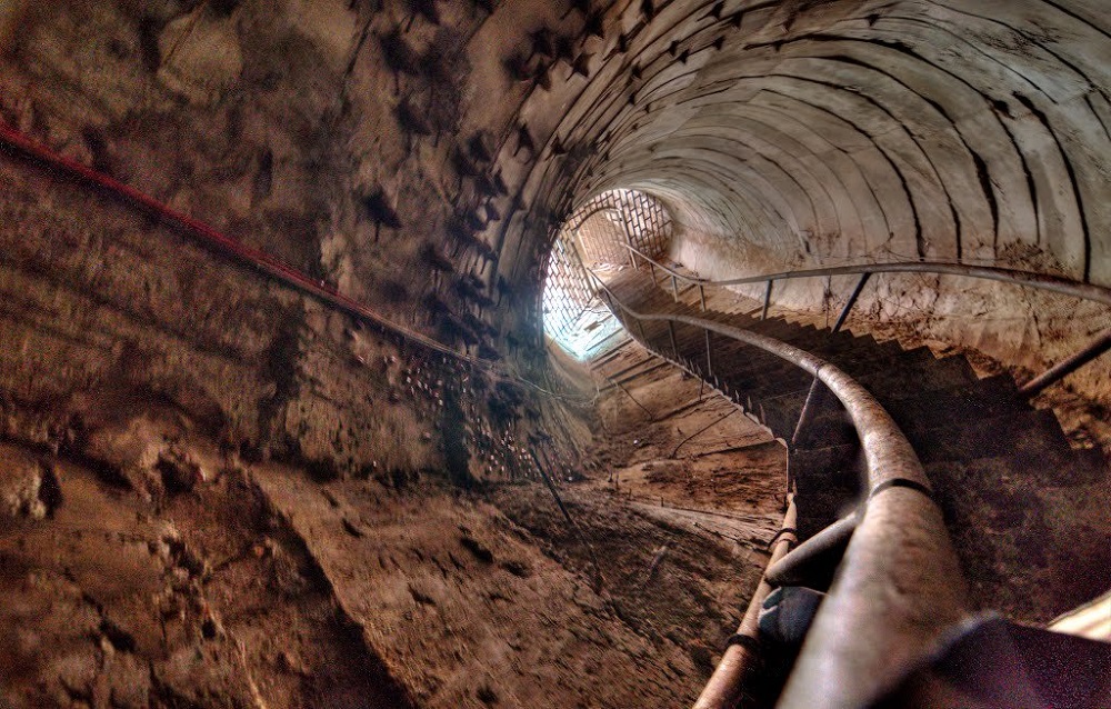 Giant Dragon Temple at Wat Samphran, Thailand : r/bizarrebuildings