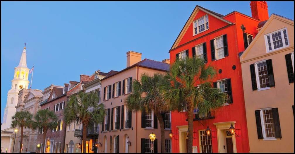 Travel Charleston: City with beauty and history at South Carolina in ...