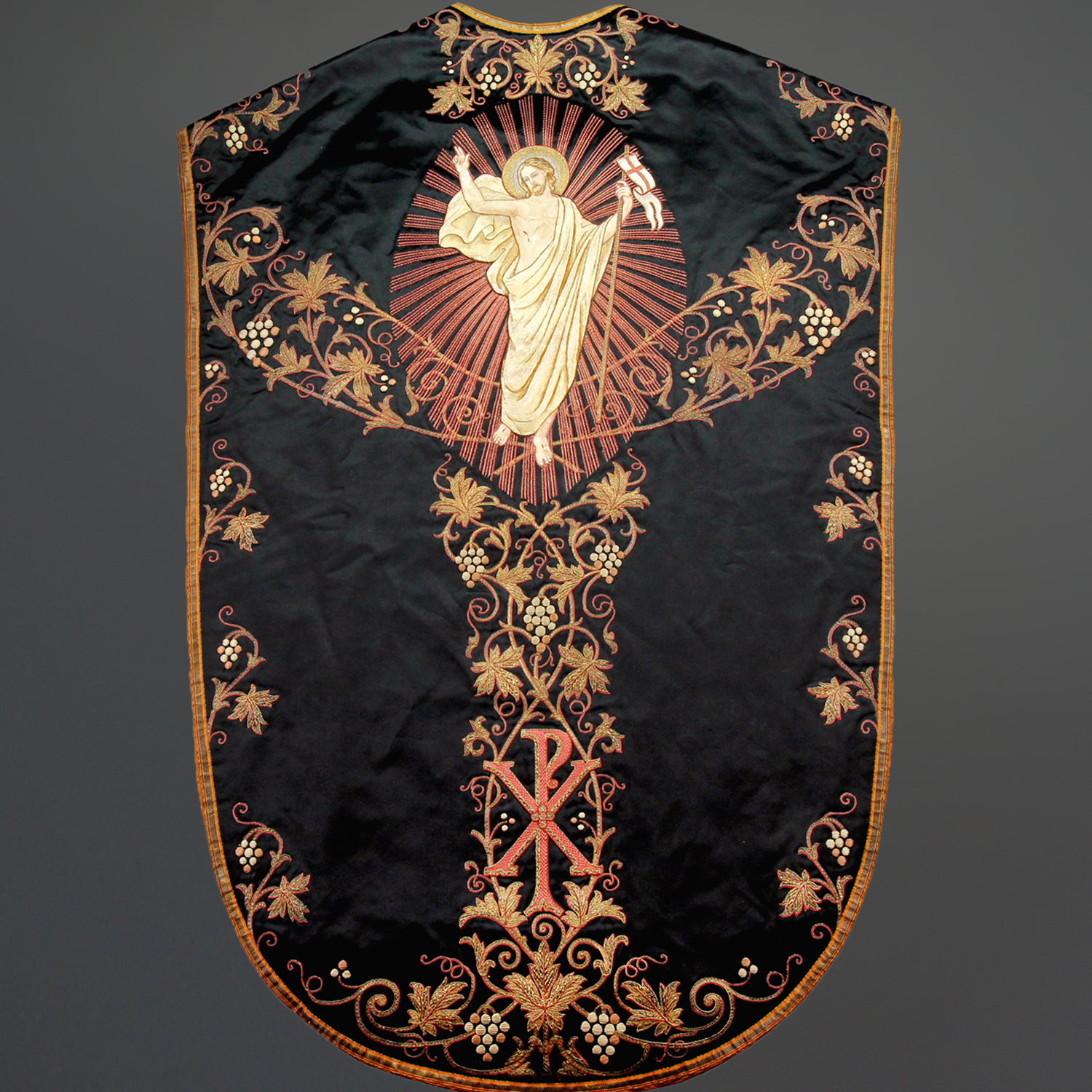 A Meditation on a Chasuble ~ Liturgical Arts Journal