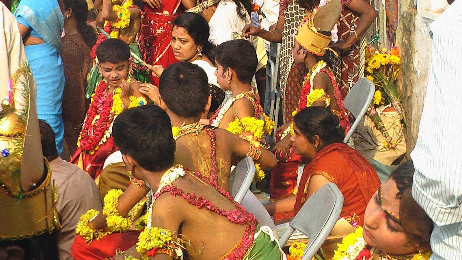 Attukalpongala: Attukal temple festival - Kuthiyottam photos