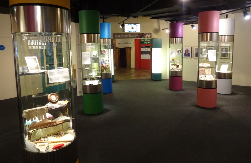 The Ham and Egger Files: A visit to the Portland Basin Museum in Ashton ...