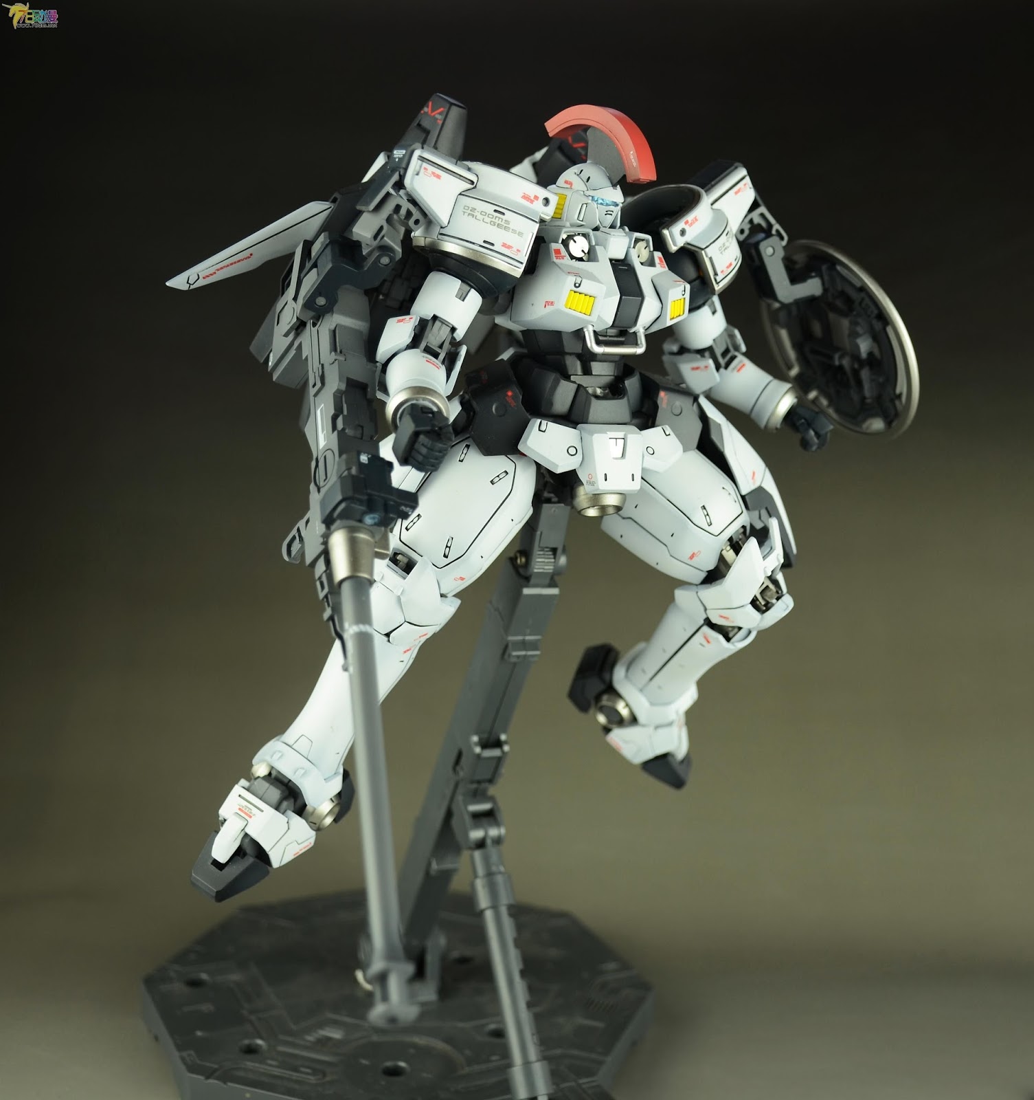 Gundam Family: MG 1/100 Tallgeese I Painted Build