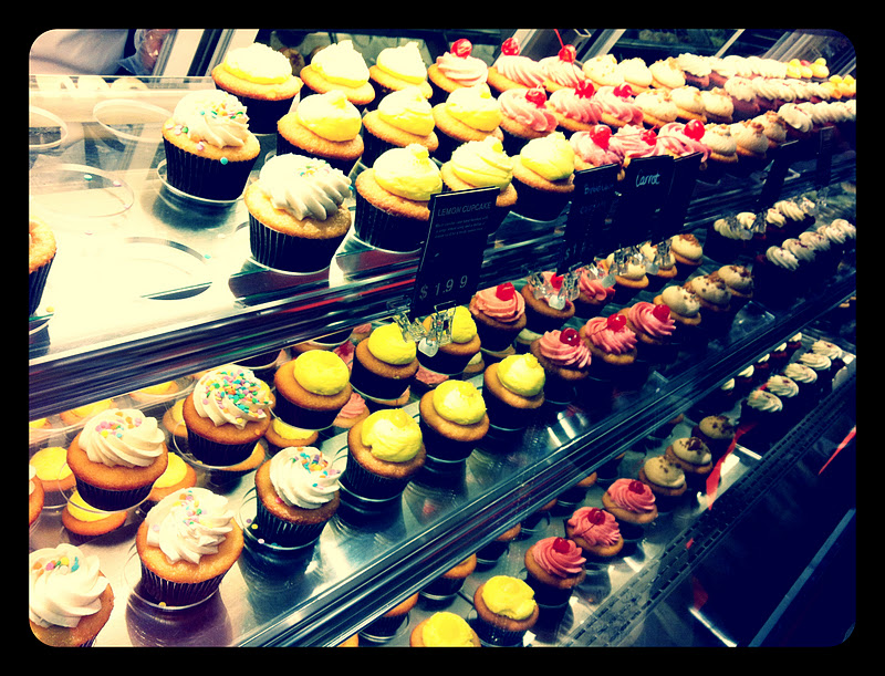 Loblaws Maple Leaf Gardens - The Dessert Counter