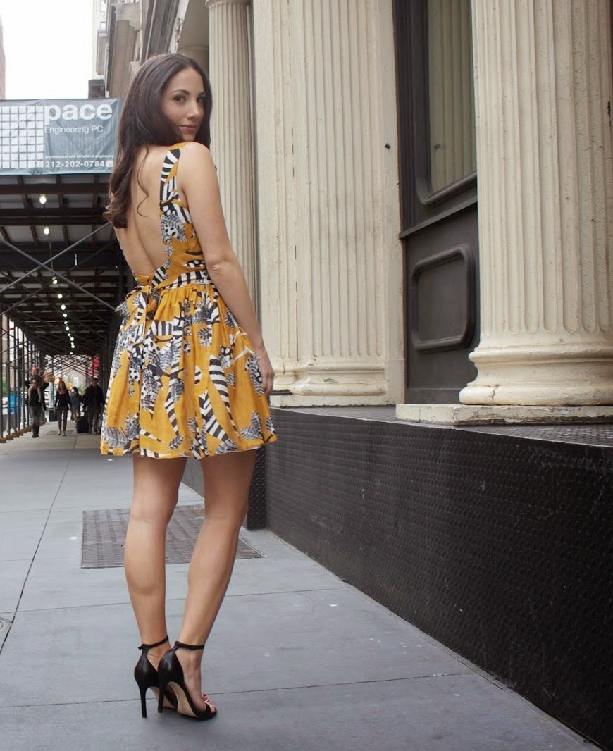 Zangolotina Image: Sexy Back - Trend Alert