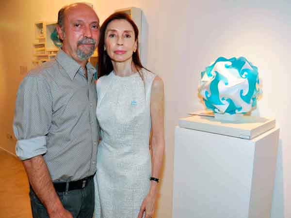 Pandorama: Nora Iniesta inauguró su nueva muestra "Mundo Argentino" en ...