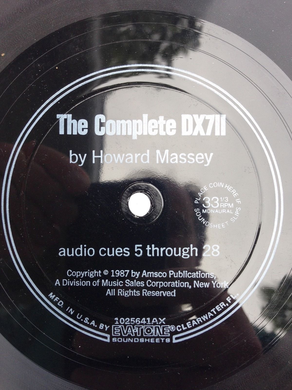 MATRIXSYNTH: The Complete DX7II by Howard Massey with Flexi-Discs
