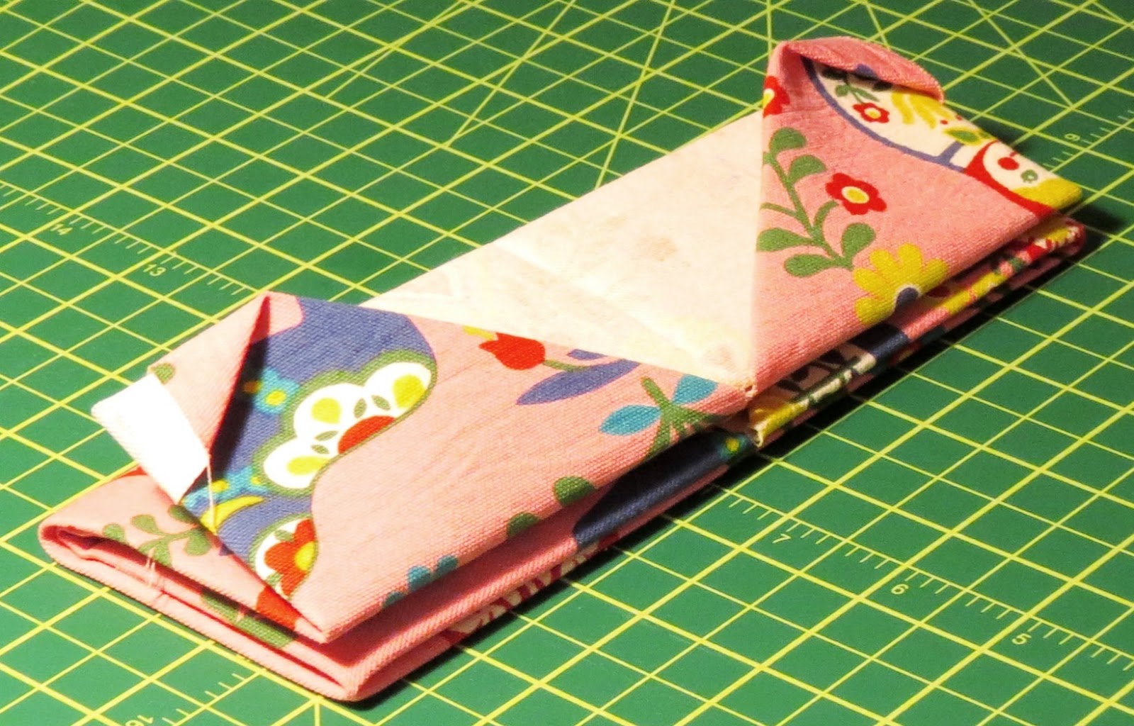 Bee-a-ba: Fabric Origami Wallet