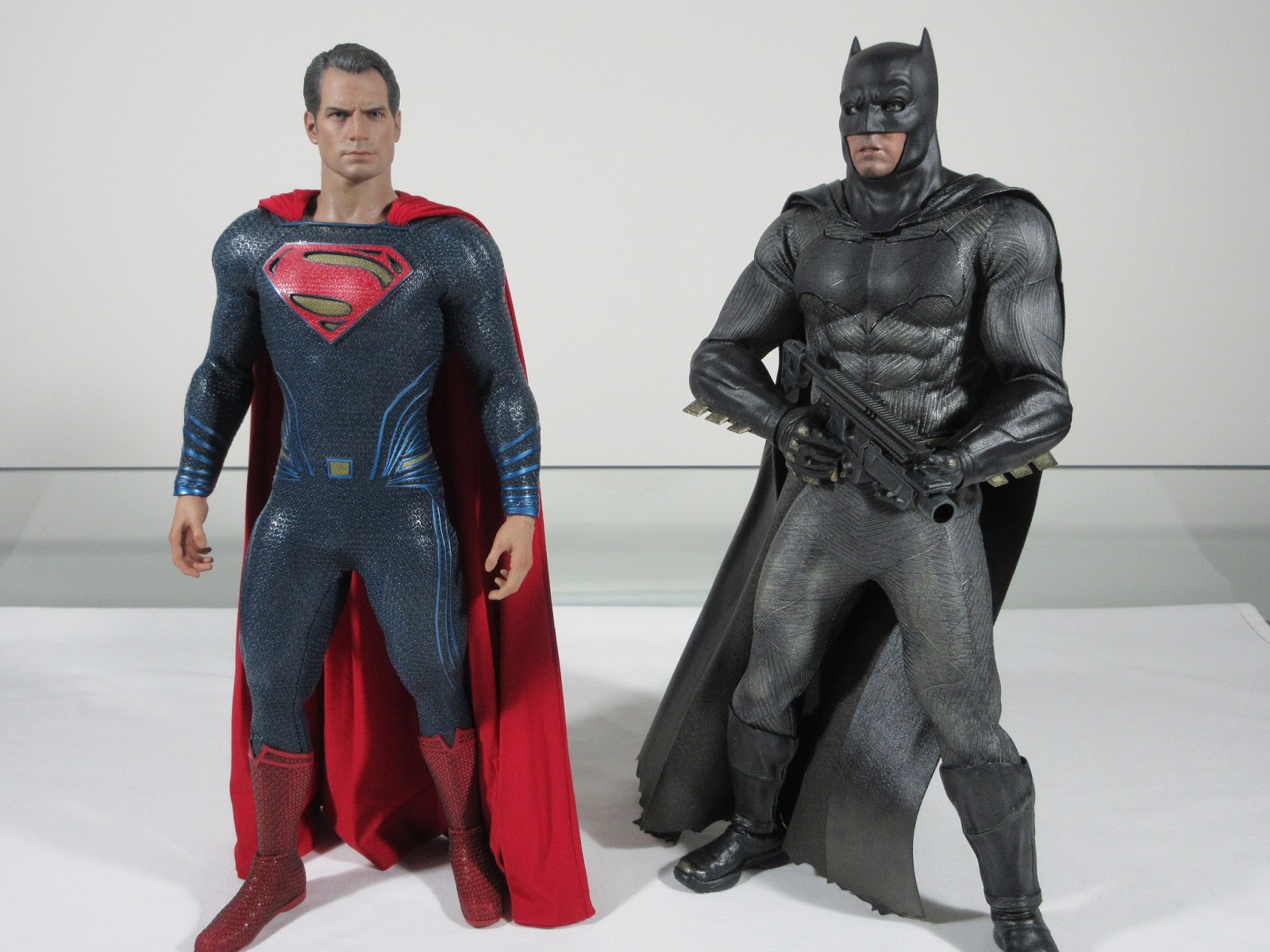Kool Kollectibles: Hot Toys MMS342 BvS Dawn of Justice Batman exclusive