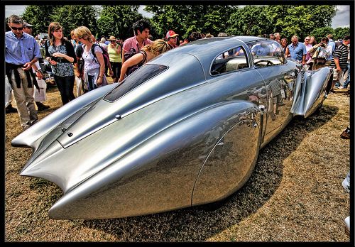Calvin's Canadian Cave of Coolness: Classic Art Deco Cars