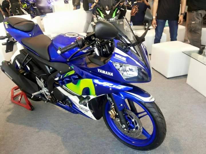 Spesifikasi Yamaha R15 Versi Moviestar dan Standar ~ Blog Jakarta Jurnal