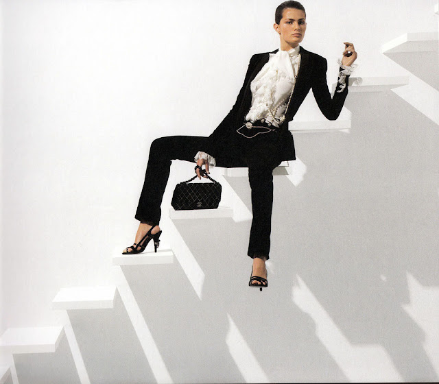 Isabeli Fontana Fans: Chanel - Fall/Winter 2004