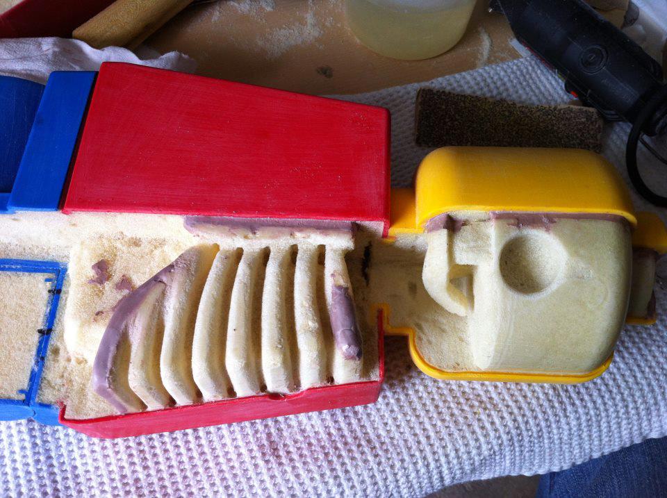 The Anatomy of a LEGO Man (95 Pics)